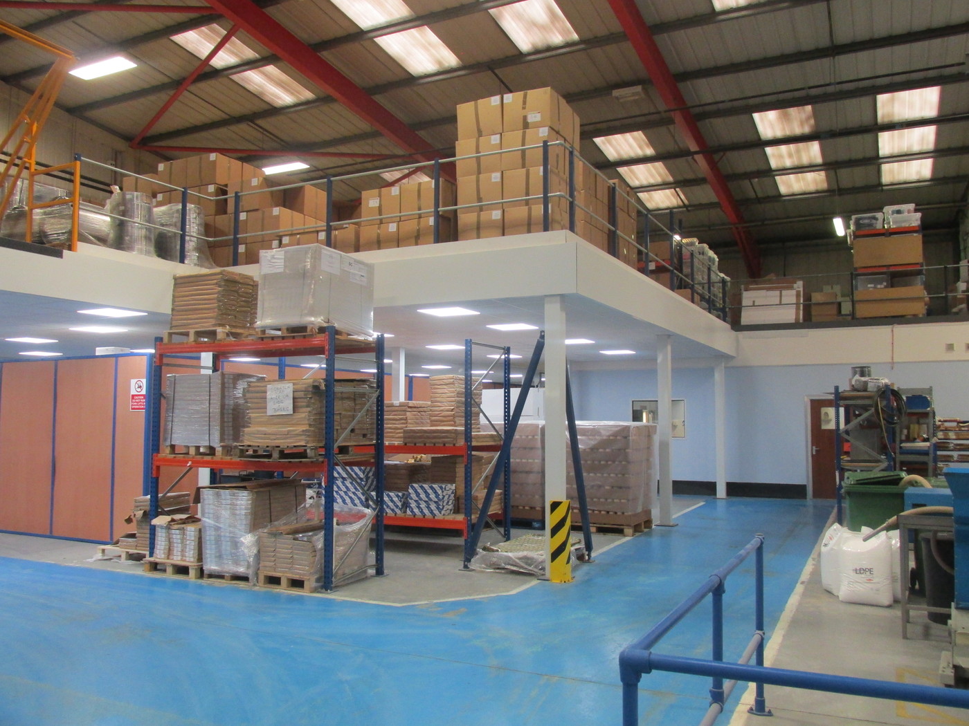 2016-12-06 120523 - Mezzanine Floors 2016-12-06 120523 - Mezzanine Floors